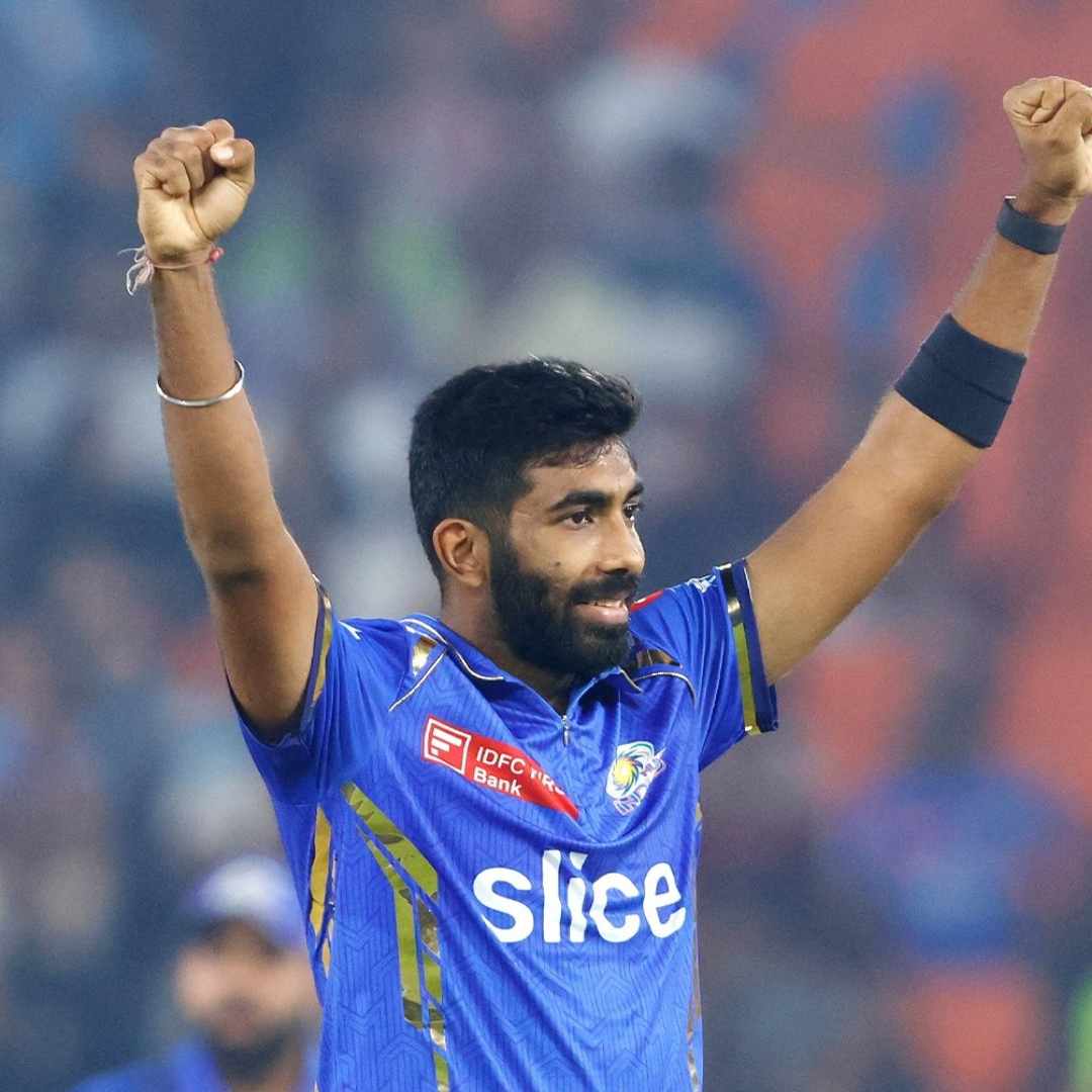 Jasprit Bumrah Sets Record with Five Against RCB in IPL - SportsGAGA